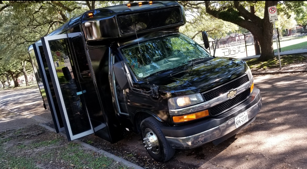 Our Party Bus Fleet: Luxury Choices For Every Event